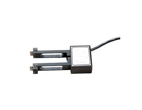 electronic extensometer strain gauge extensometer latest price