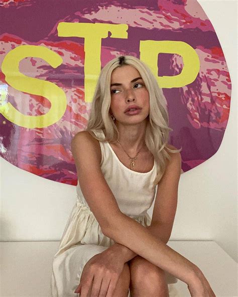 Kit Keenan Scrolller