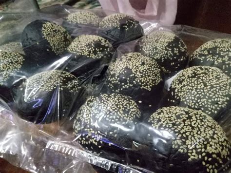 ขนมปังเบอร์เกอร์ดำ อาหารแช่แข็ง ฮาล้าล ขายปลีก ส่ง