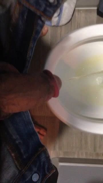Straight Hunk Pisses Ii