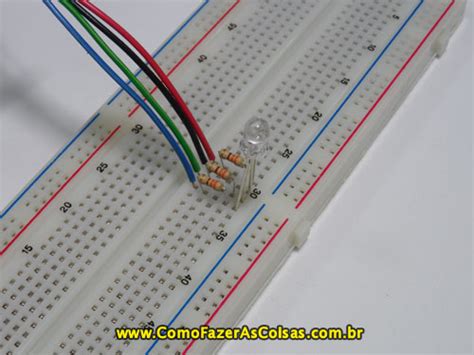 fritzing project controlando led rgb multicolorido no arduino