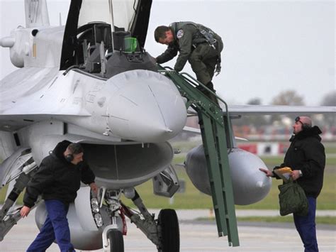 Us Selling Taiwan Us619 Mln Worth Of F 16 Munitions