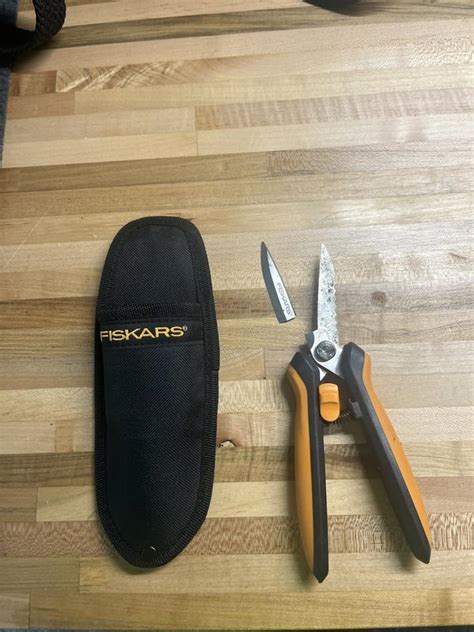 Fiskars Micro Tip Pruning Snips At Tractor Supply Co