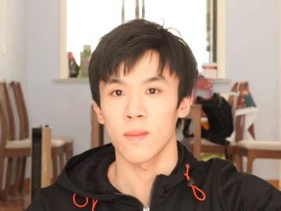 如何看待b站up主老番茄 先被邀请参加拍摄复旦毕业视频然后被学校拒绝”的事情 百度经验