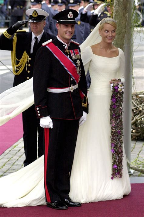 49 Iconic Royal Wedding Dresses Worn By Royal Brides Glamour