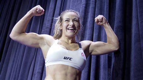 Miesha Tate Muscle