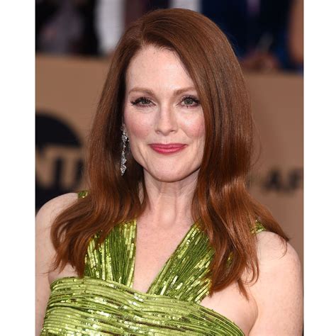 Ellie Kemper Hair Color Ellie Kemper S Favorite Beauty And Wellness