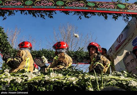 مراسم تشییع پیکر آتش نشان شهید قریب رضا دارابی عکس خبری تسنیم Tasnim