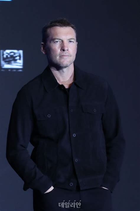 샘 워싱턴 강렬한 눈빛 네이트 뉴스 샘 워싱턴 강렬한 눈빛 네이트 뉴스