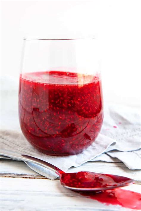 The Raspberry Sauce That Practically Makes Itself Foodtasia