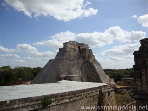 Zona Arqueológica De Uxmal Foto 201