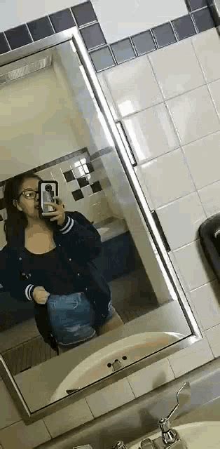 Milynda Body  Milynda Body Selfie Discover And Share S