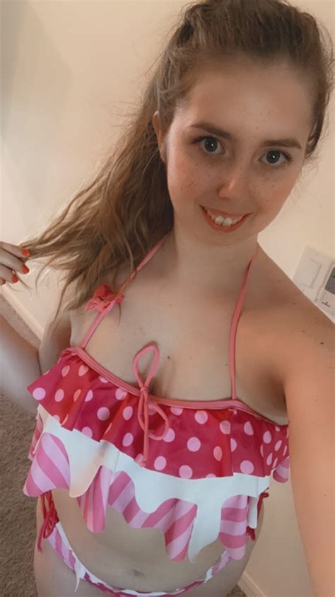 Strawberry Milk Bikini Booty Siennaceecees Ko Fi Shop Ko Fi ️