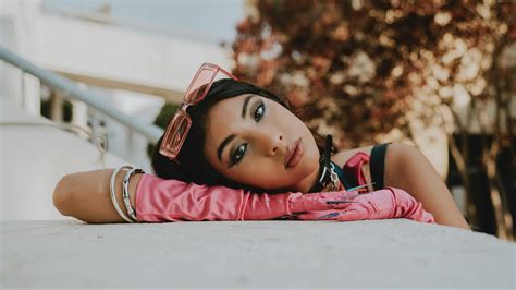 Tinyflat Chestedgirls Photos Download The Best Free Tinyflat