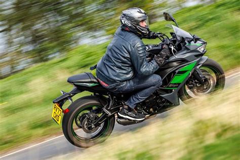 Kawasaki Ninja 650r Specs