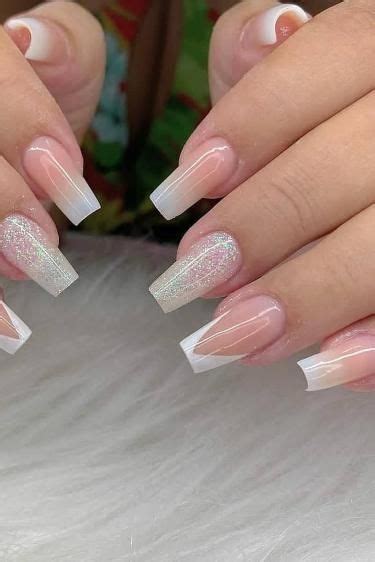 Aprenda a trabalhar com Tips de Todos os Formatos Manicura de uñas