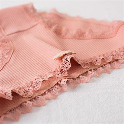 Badu Bg Памучни бикини Женски секси дантелени слипове Модни едноцветни панталони Комплект долни