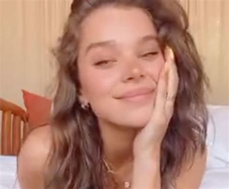 Hailee Steinfeld Goes Viral After Dropping A Video Rocking A String Bikini Page Of