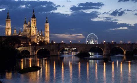 Sumérgete En La Historia De Zaragoza Monumentos Que Narran Leyendas De