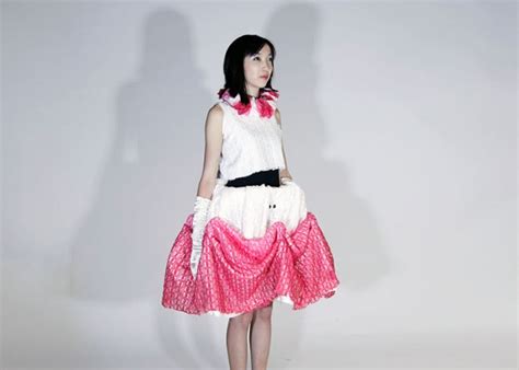 Expanding Dress Protects The Wearers Personal Space