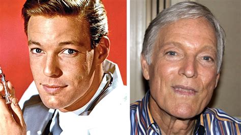 La Vida Y El Triste Final De Richard Chamberlain Youtube