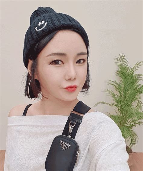 사은품증정 스마일 자수 귀여운 비니 여자 남자 니트 따뜻한 모자 에이블리