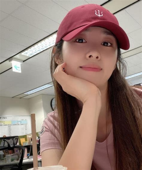 Mbc 박연경 아나운서 결혼 And 남편 공개 후 달린 심각한 악플러들 수준 인스타 나이