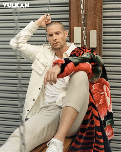 Chadd Smith Vulkan Magazine