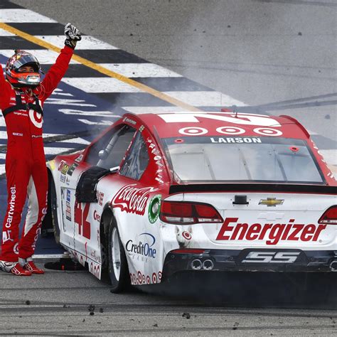 Nascar At Michigan 2017 Results Kyle Larson Wins In Ot After Late
