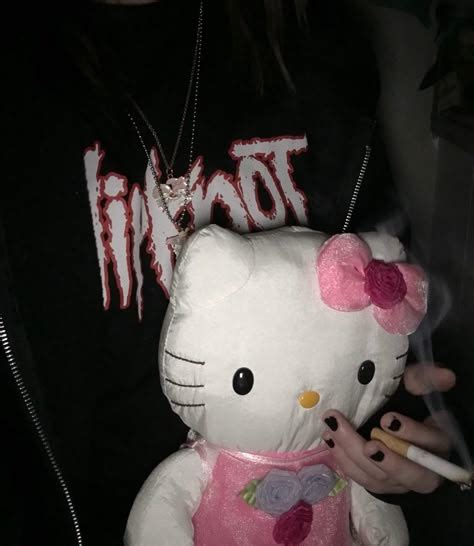 Emo Hello Kitty Aesthetic