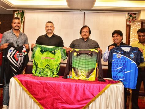 There Will Be A Cricket Fight Between Businessman Engineer Doctor International Cricketer