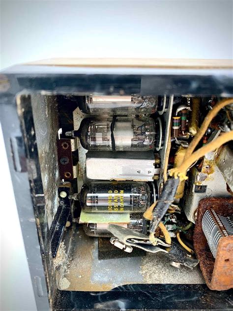 1940s Rca Transistor Radio — Matt Jackson Antiques