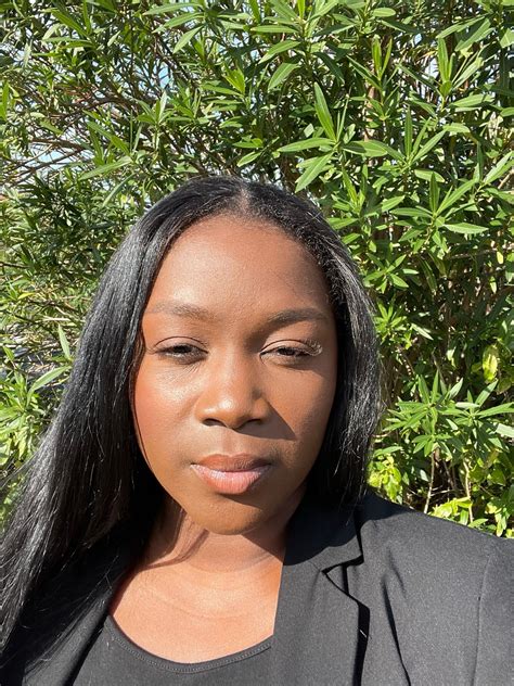 Classic Kit Brown Loveseen