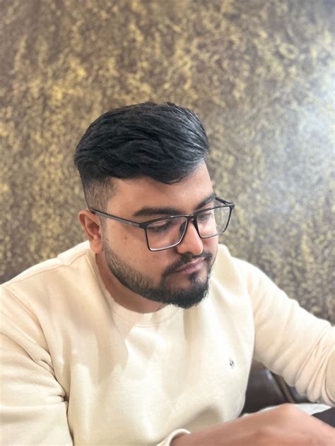 abhinav soni on linkedin i closed my first 6 fig agency in 2023 me