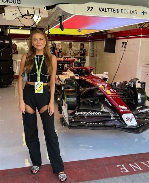 Iris Jondahl Marcus Ericssons Girlfriend Rpaddockwomen