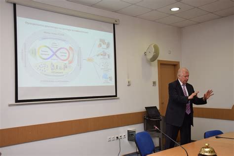 УНСС Представяне на проект „Дигитализация на икономиката в среда на Големи данни“