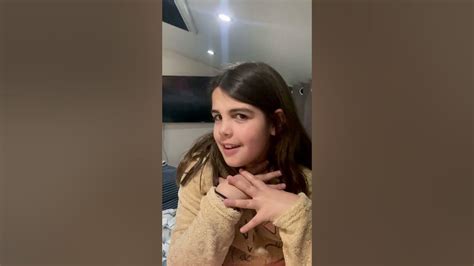 Je Me Présente ️ Youtube