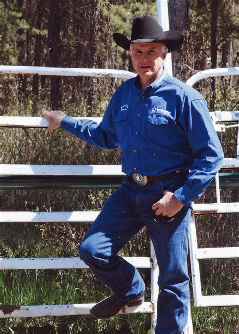 Contestant Buddy Bensmiller Cheyenne Frontier Days Hall Of Fame