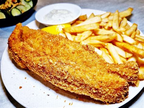 Best Of Singapore Hawkers And Casual Dining Fish And Chips Ivan Teh