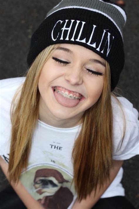 Pin By Scene Queens And Tumblr Girls On Acacia Brinley Clark Acacia