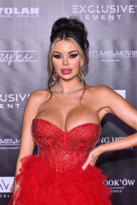Justyna Gradek Chce ZmniejszyĆ Biust Czuję Się Toporna