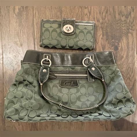Coach Penelope Signature Tote In Forest Green In 2025 Vintage Coach
