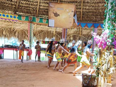 La Tribu Des Emberá De Panama Un Cliché étonnant Et Authentique Dans Votre Cœur Getyourguide