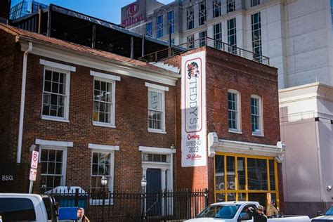 Teddys Tavern Nashville Guru