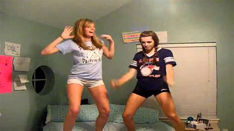 2 Young Hottie Dance To Call On Meeee Youtube