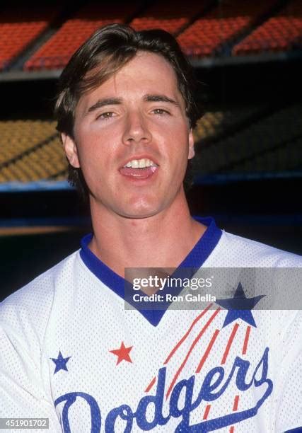 Mark Humphrey Actor Photos And Premium High Res Pictures Getty Images