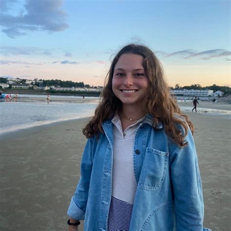 Laura Mucha Maitre D Lalou Linkedin