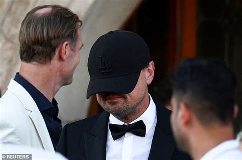 Cap Me If You Can Climate Hypocrite Leonardo Dicaprio Hiding Under A Hat Says Everything About