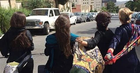 اعتراض ۲۱ زن کنشگر سیاسی به حجاب اجباری زنان از خواسته‌های به حق خود