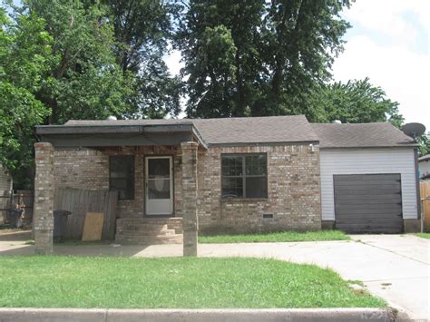 6220 E Oklahoma St Tulsa Ok 74115 See Est Value Schools And More